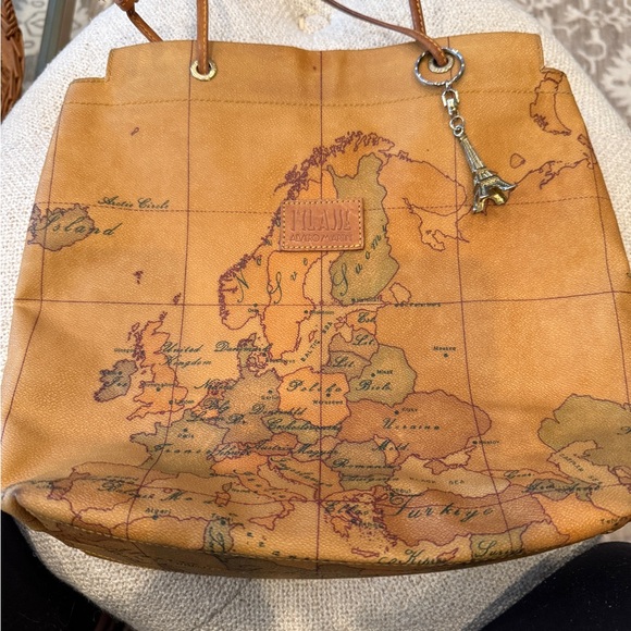 Alviero Martini | Bags | Alviero Martini Vintage Map Print Tan Tote Bag ...